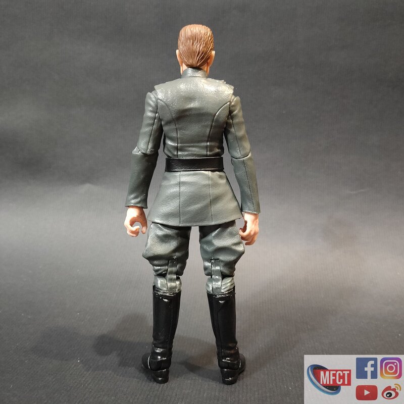 Star Wars The Black Series Bad Batch Vice Admiral Rampart In-Hand ...