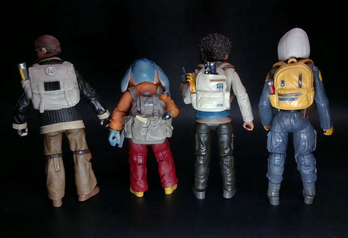 Star Wars: The Black Series Skeleton Crew Figures In-Hand Images ...